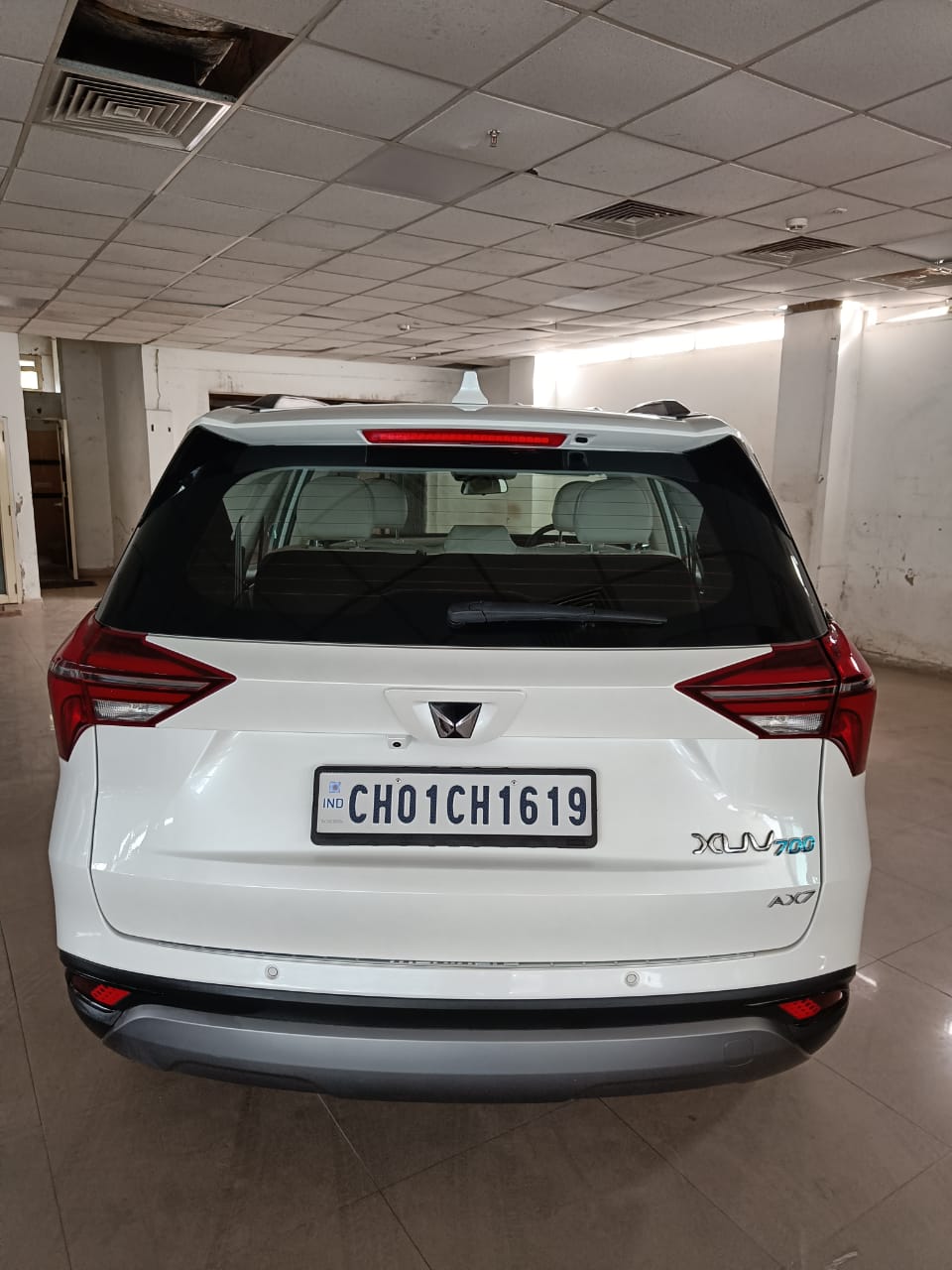 Mahindra Xuv700 Ax7 Pet At 7 Seater - Mahindra First Choice