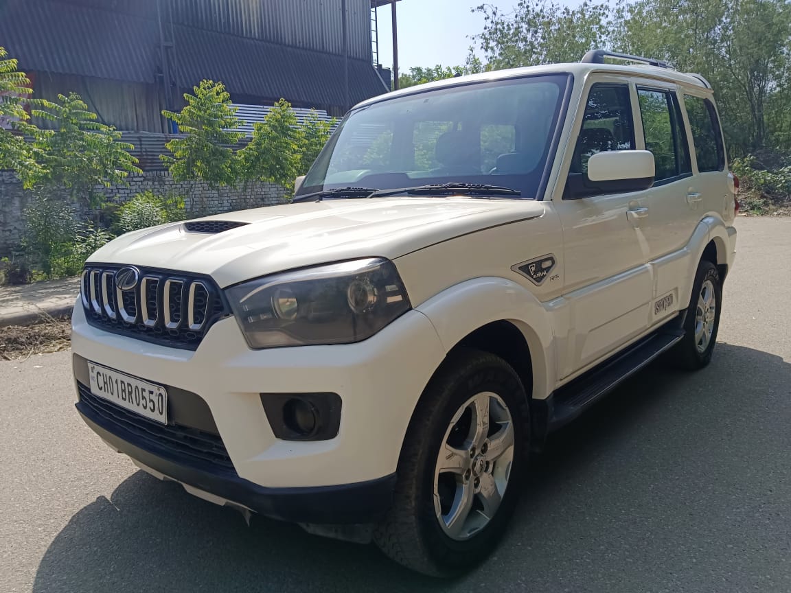 Used Mahindra Scorpio S7 140 2WD BS IV in Chandigarh 2018 model, India ...