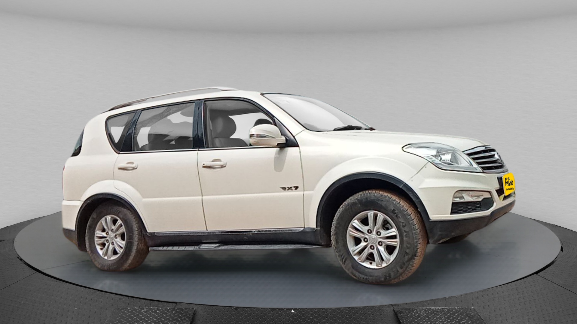 Used SsangYong Rexton W RX7 in Pathankot 2014 model, India at Best Price.