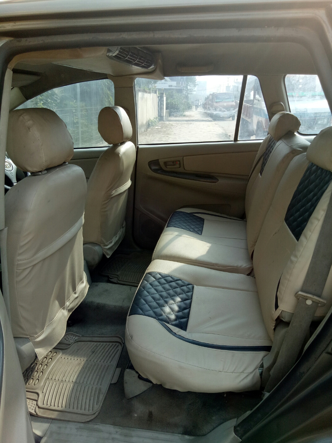 Used Toyota Innova Euro III 2.5 G 7 Seater in Kolkata 2010 model, India ...