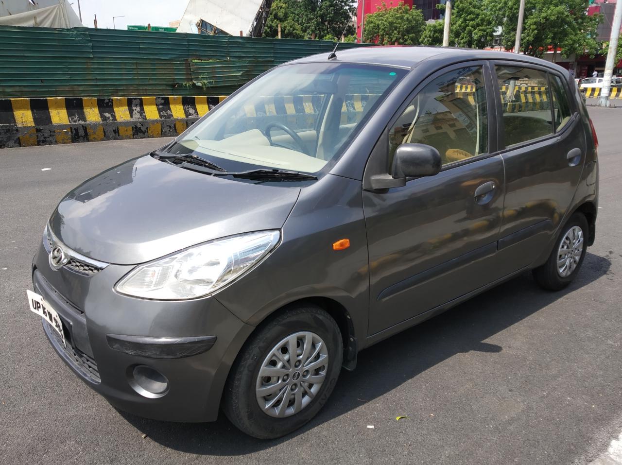 Used Hyundai i10 Era in Noida 2009 model, India at Best Price.