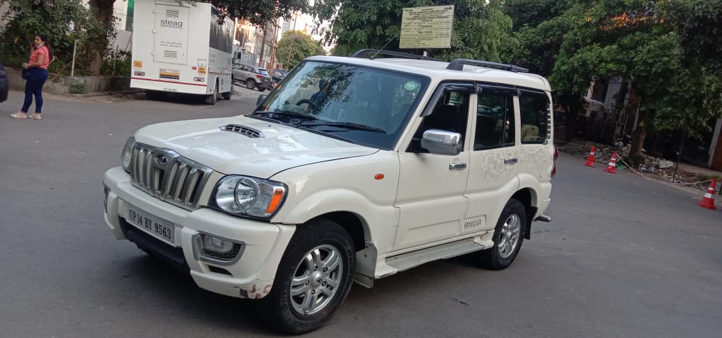 Used Mahindra Scorpio VLX 2WD BS3 in Noida 2013 model, India at Best Price.