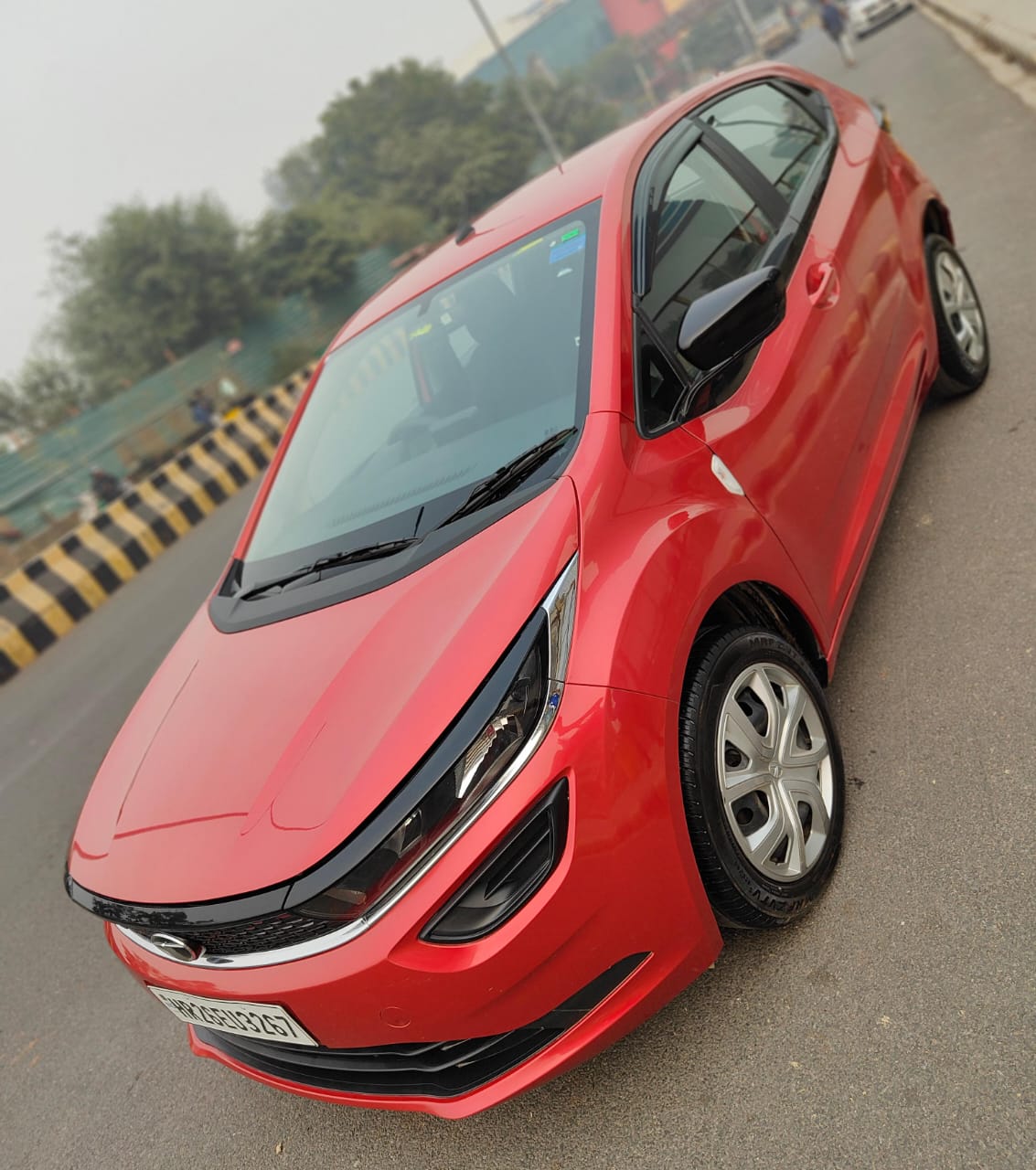 Tata Altroz Xm Petrol Plus - Mahindra First Choice