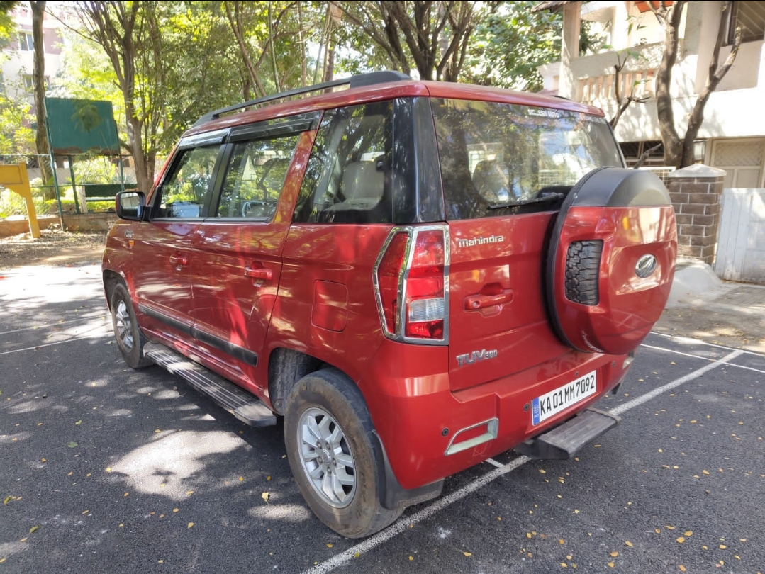 Mahindra Tuv 300 T8 - Mahindra First Choice