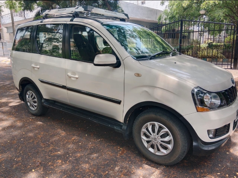 Used Mahindra Xylo E8 in Bangalore 2012 model, India at Best Price.