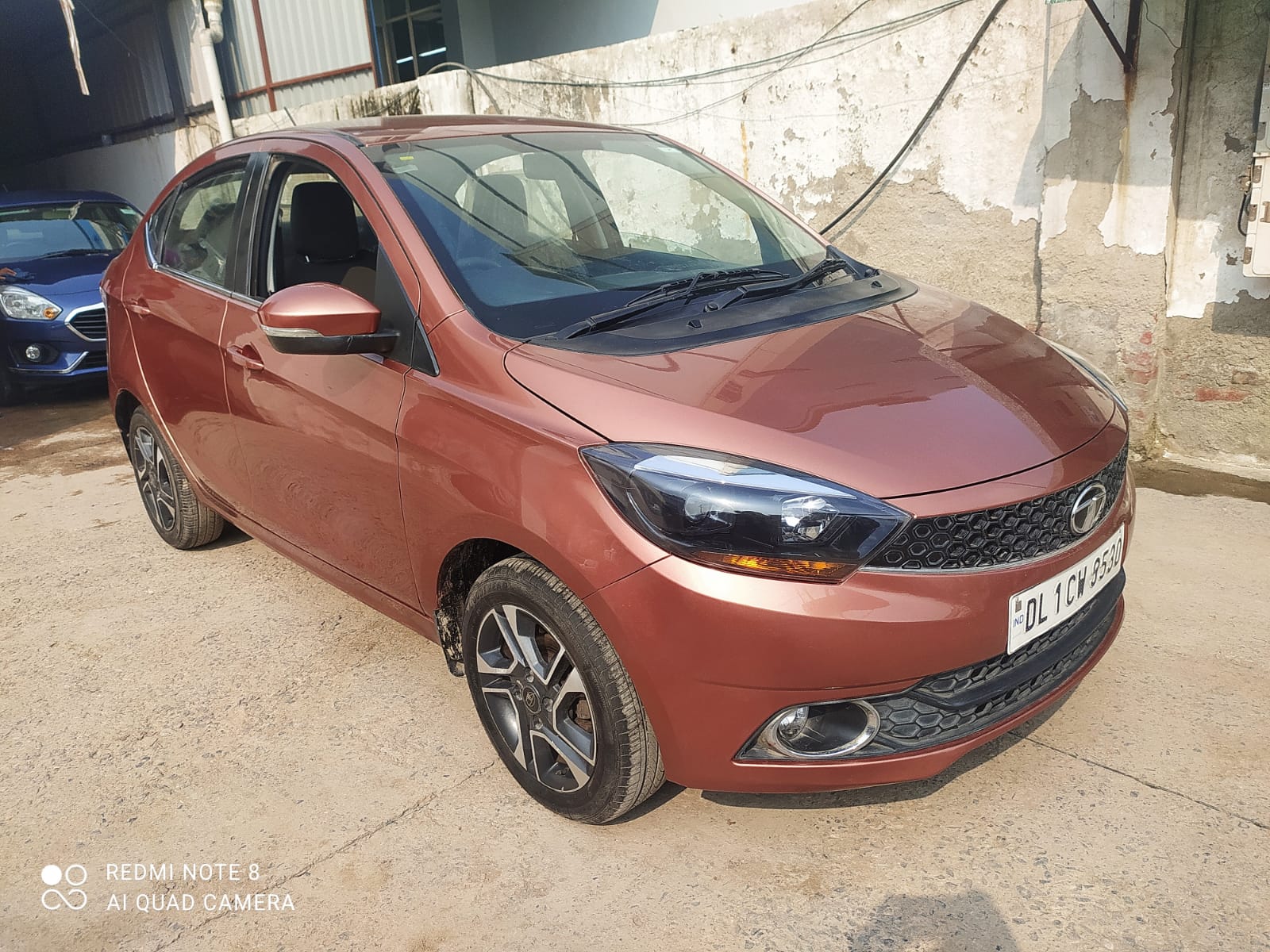 Used Tata Tigor XZ Petrol in Noida 2017 model, India at Best Price.