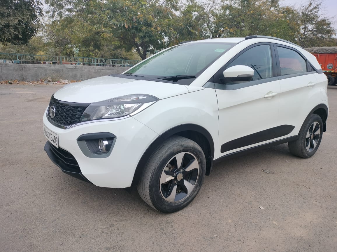 Used Tata Nexon XZA Plus Petrol in Noida 2018 model, India at Best Price.