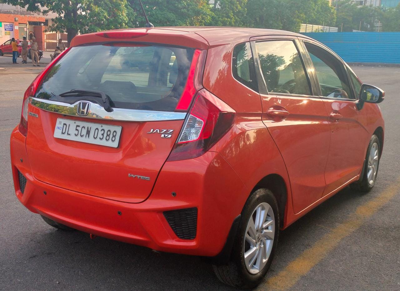 Honda Jazz 1.2 V Cvt I Vtec Bsiv - Mahindra First Choice