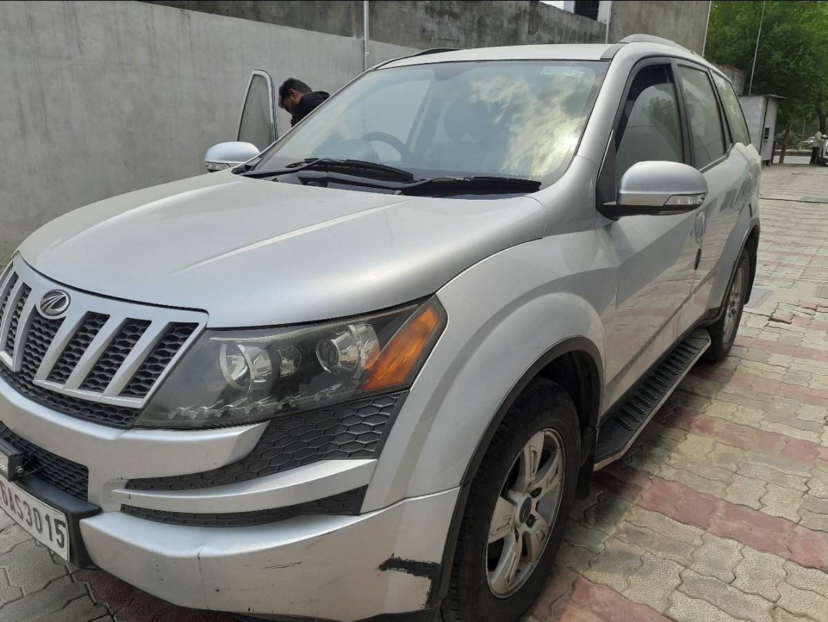 Used Mahindra XUV500 W8 FWD in Bighapur 2014 model, India at Best Price.