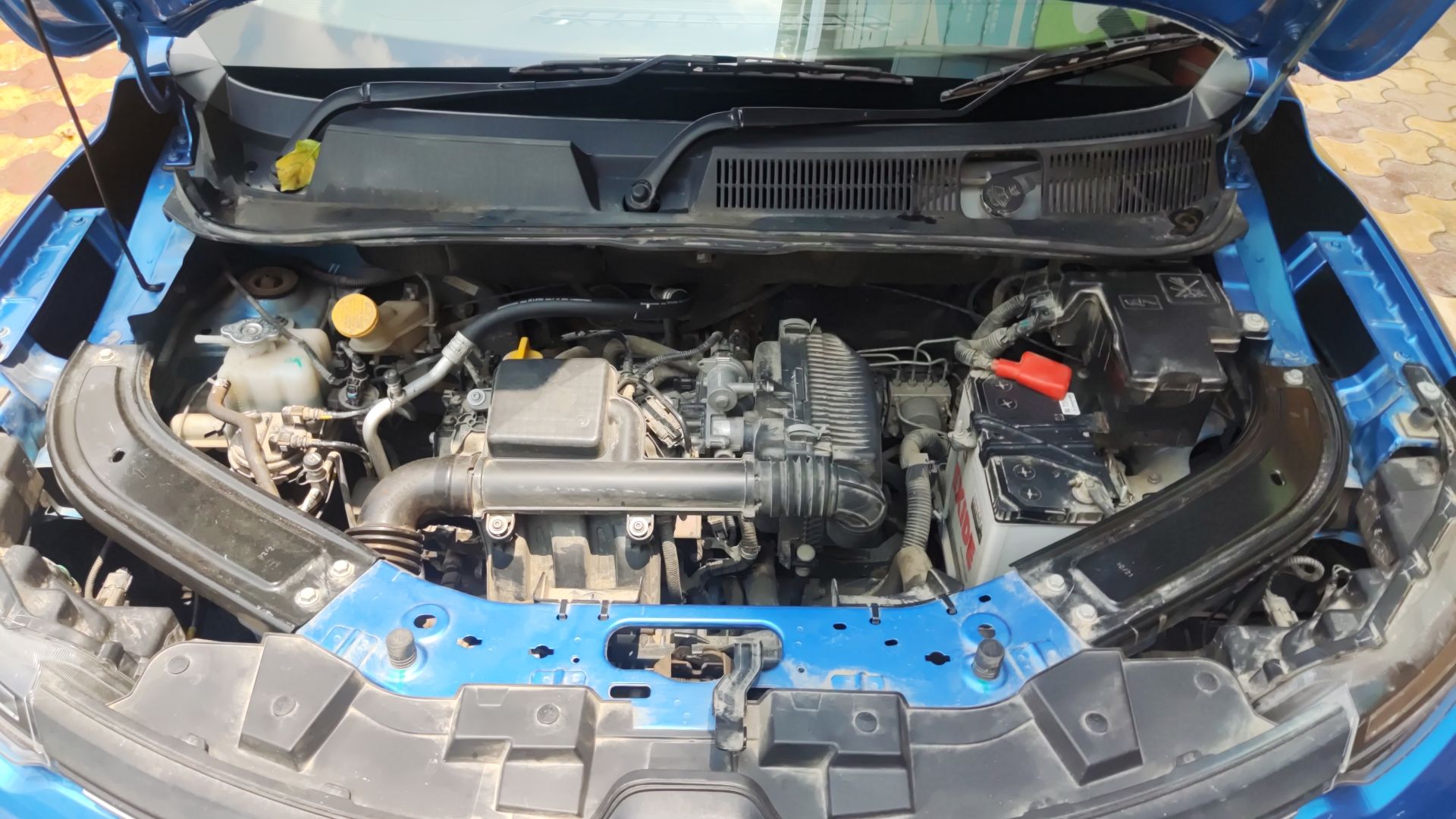 Used Renault Kiger RXZ MT in Faridabad 2021 model, India at Best Price.