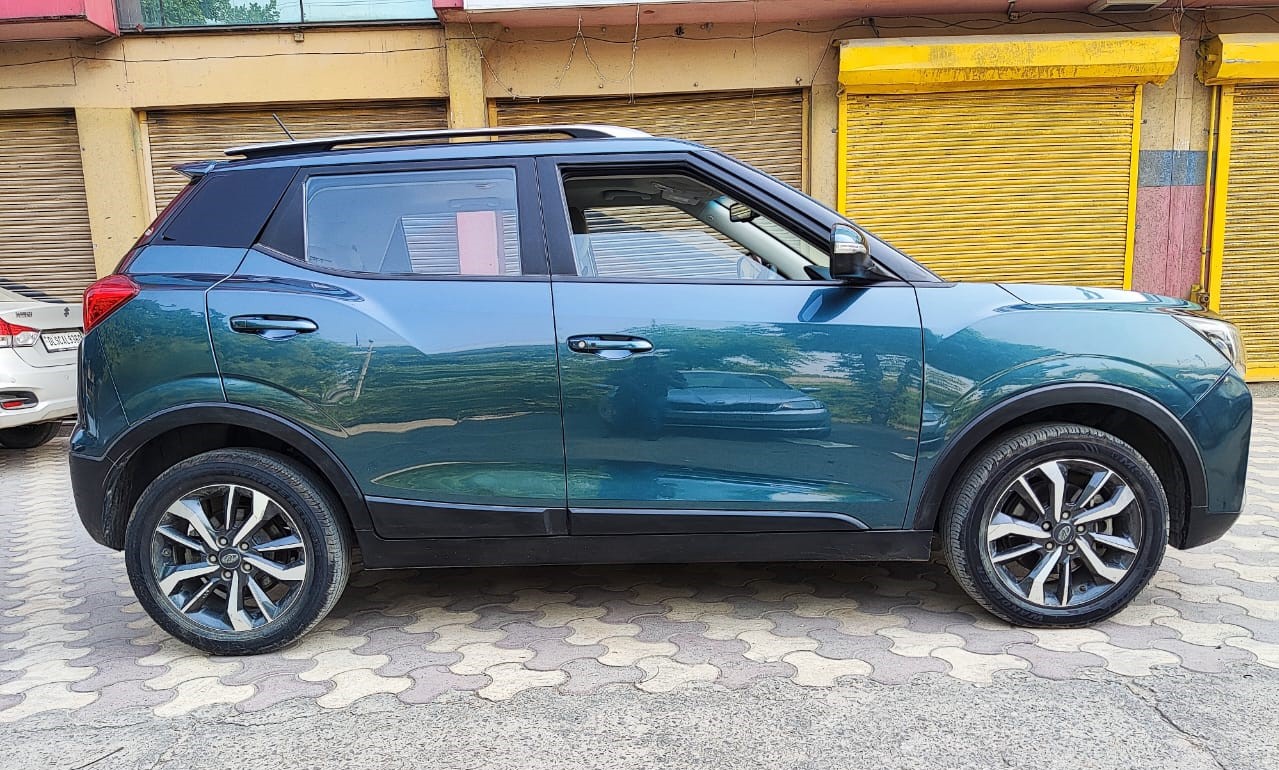 Used Mahindra XUV300 W8 (O) Diesel in Faridabad 2019 model, India at ...