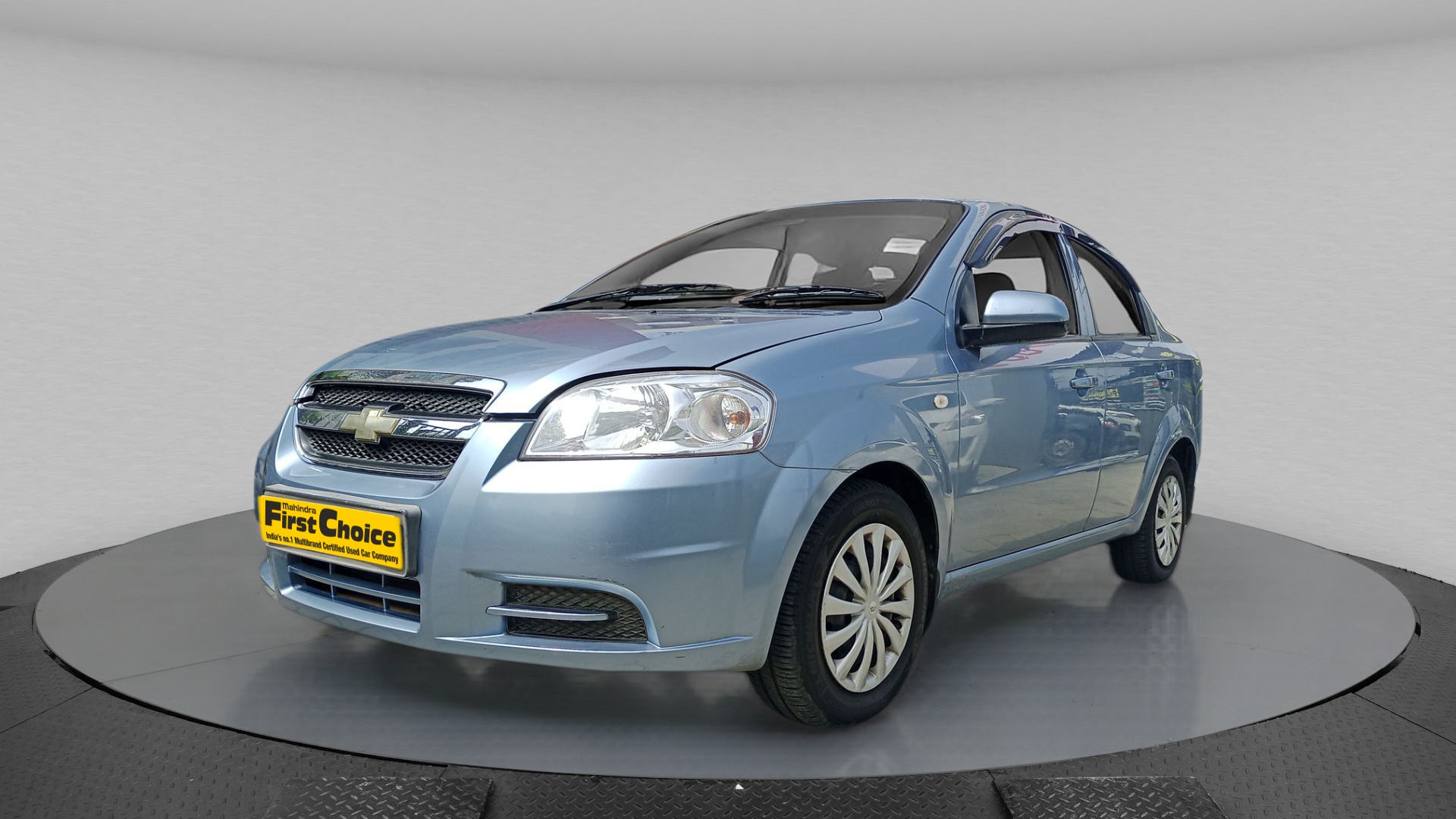 Used Chevrolet Aveo 1.4 in Pune 2008 model, India at Best Price.
