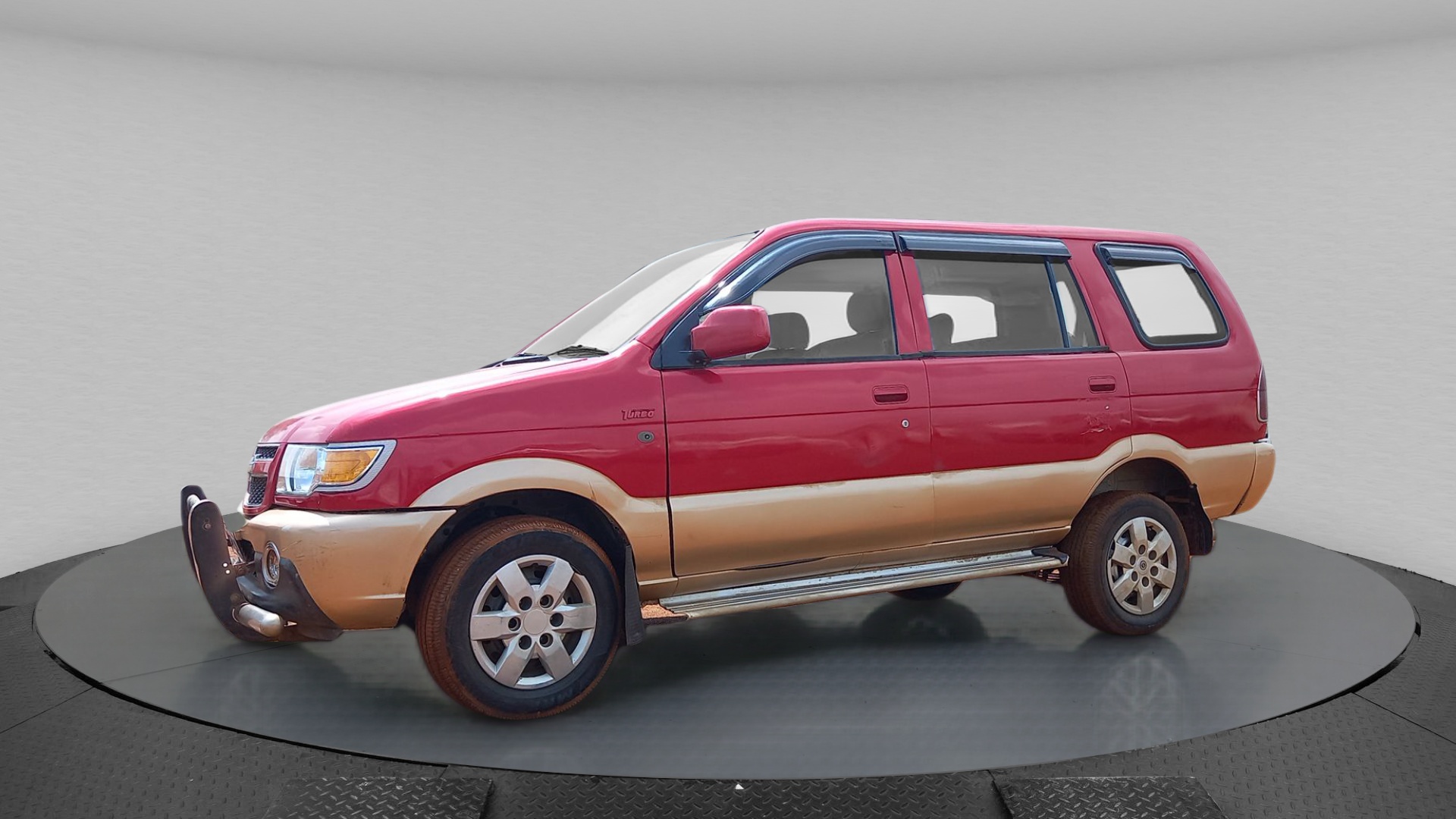 Used Chevrolet Tavera Neo LS 10-Seater in Dhamtari 2013 model, India at ...