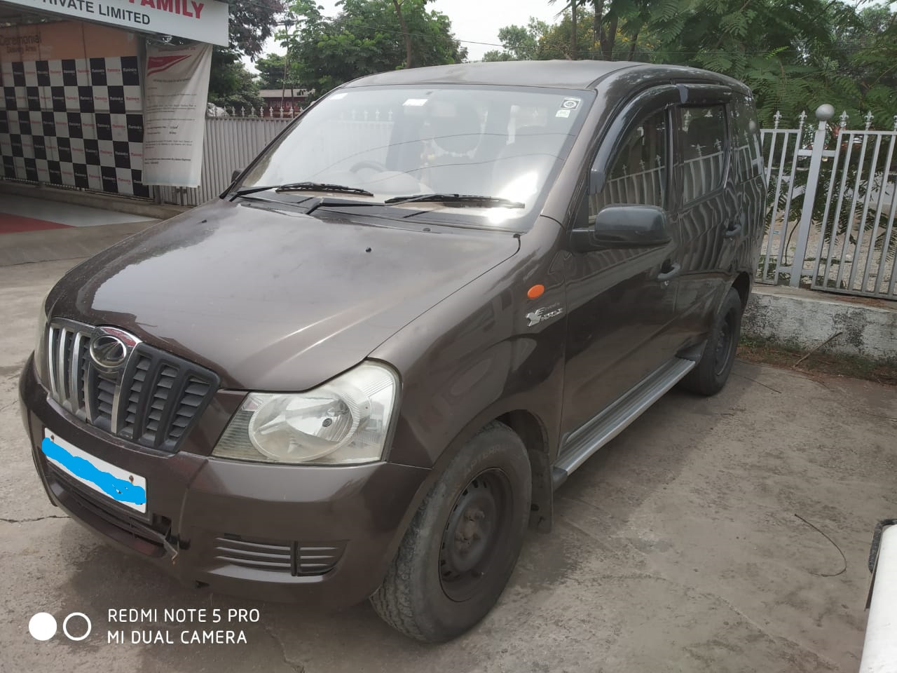 Used Mahindra Xylo E4 BS IV [2009-2012] in Thane 2009 model, India at ...