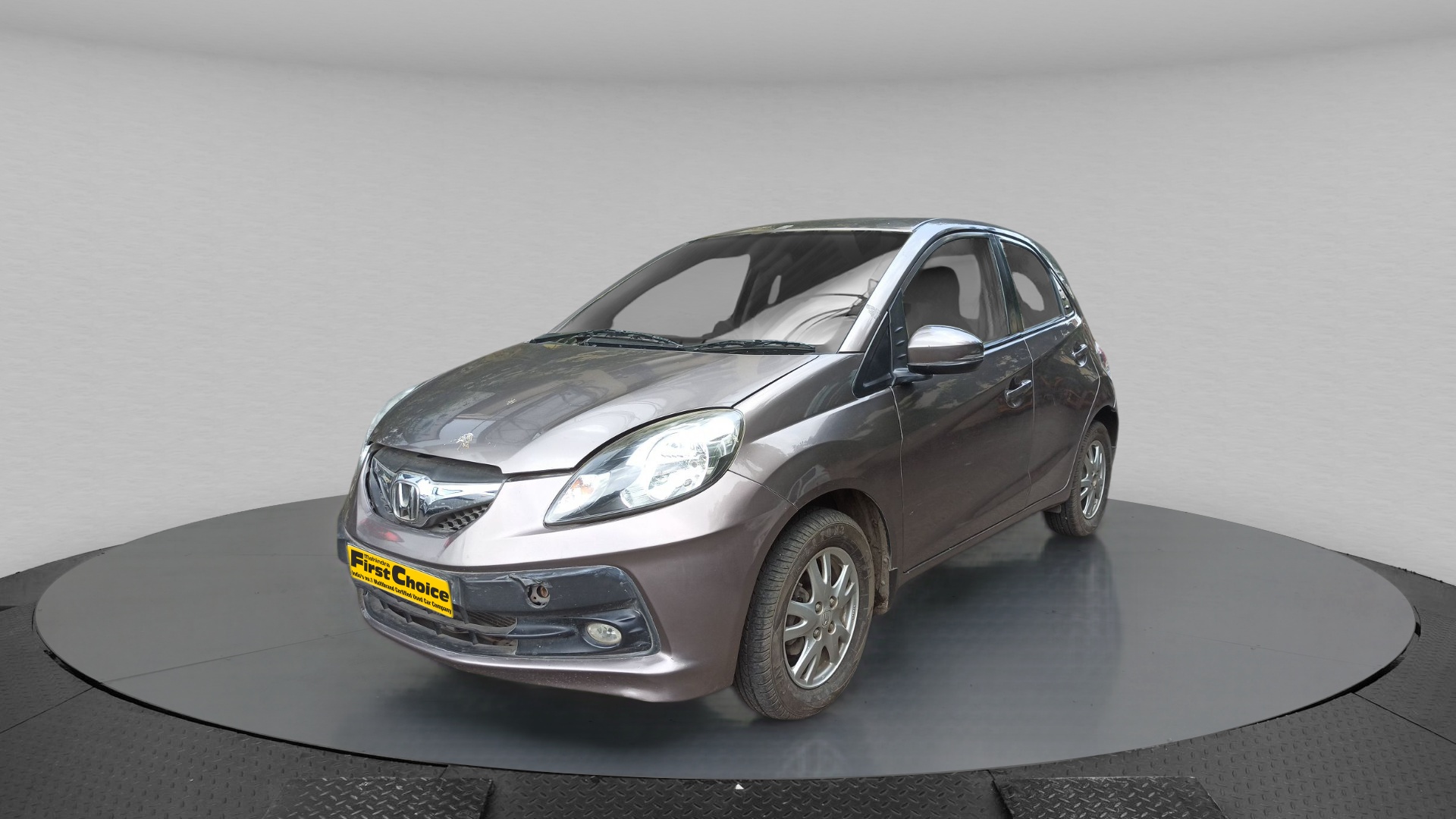 Used Honda Brio VX MT Petrol in Pune 2014 model, India at Best Price.