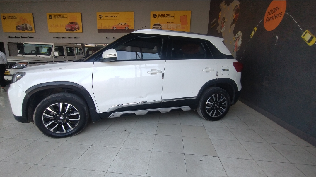 Maruti Suzuki Vitara Brezza Zxi Plus - Mahindra First Choice
