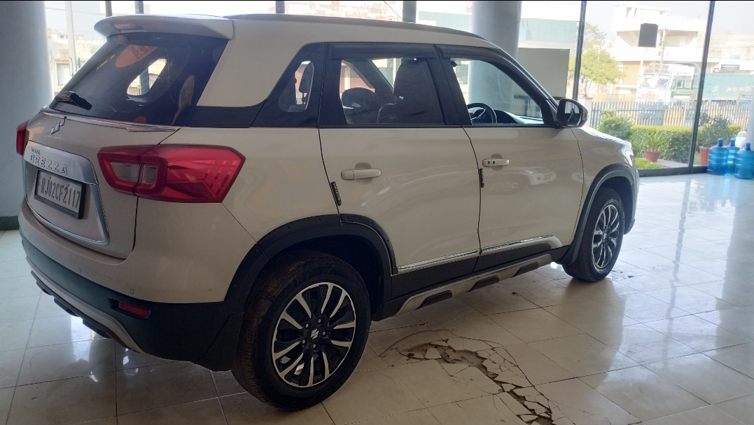 Maruti Suzuki Vitara Brezza Zxi Plus - Mahindra First Choice