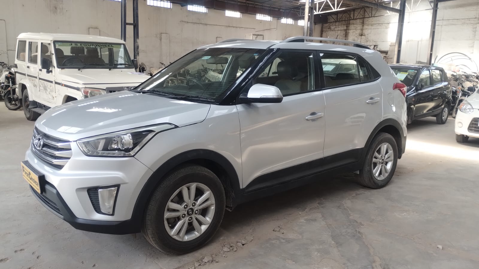 Used Hyundai Creta 1.6 SX Diesel in Alwar 2017 model, India at Best Price.