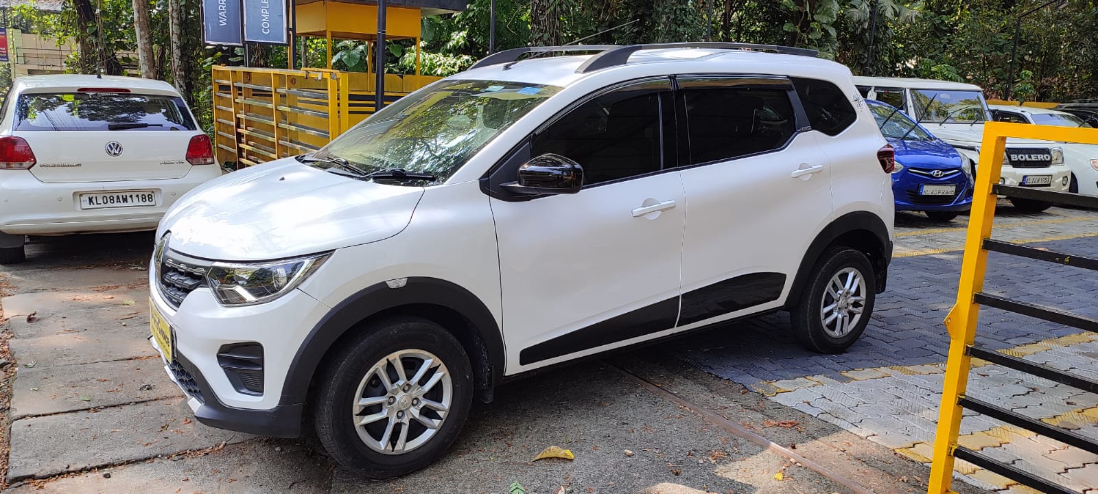 Used Renault Triber RXL in Kottayam 2020 model, India at Best Price.