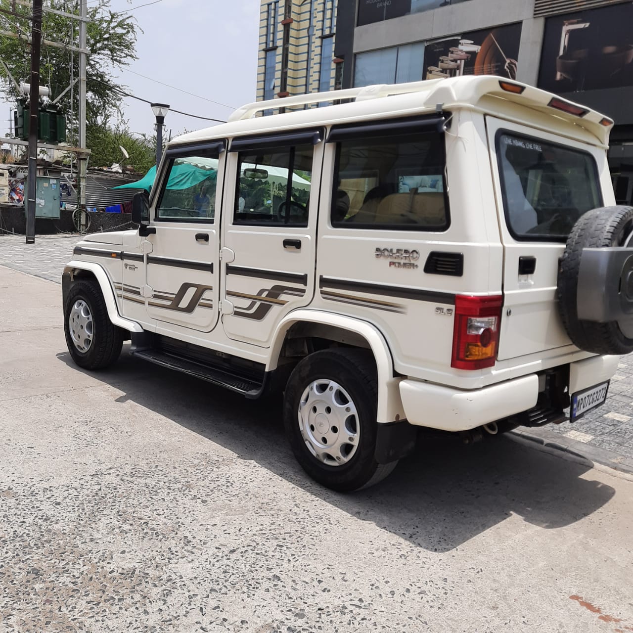 Mahindra Bolero Power Plus Sle - Mahindra First Choice