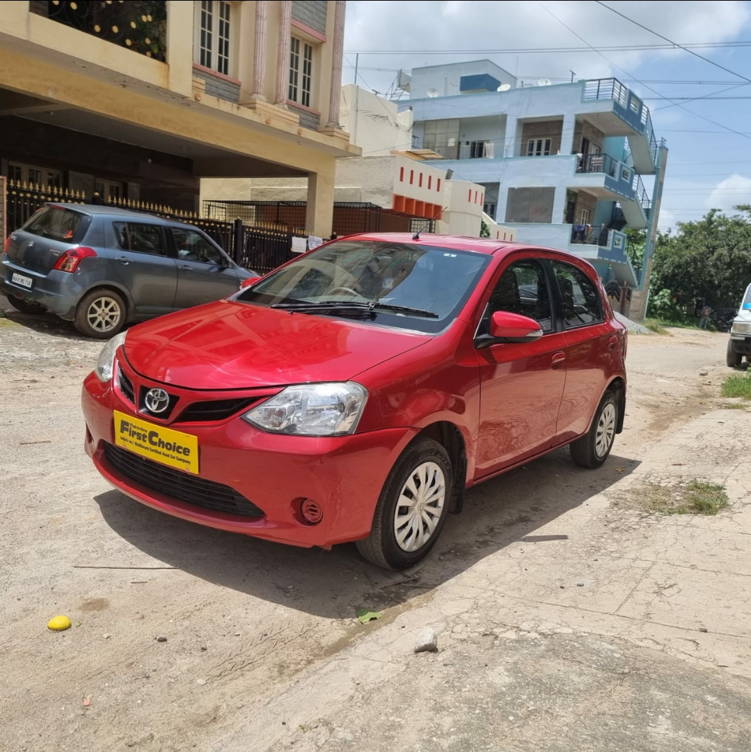 Used Toyota Etios Liva V in Bangalore 2015 model, India at Best Price.