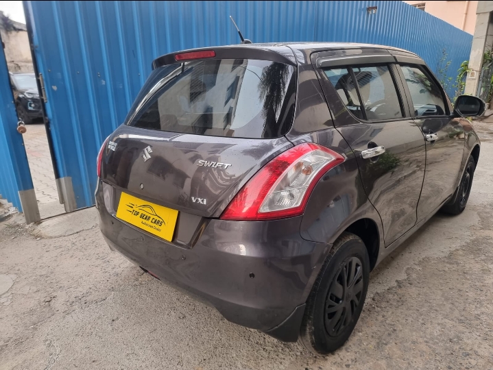 Maruti Suzuki Swift Vxi - Mahindra First Choice