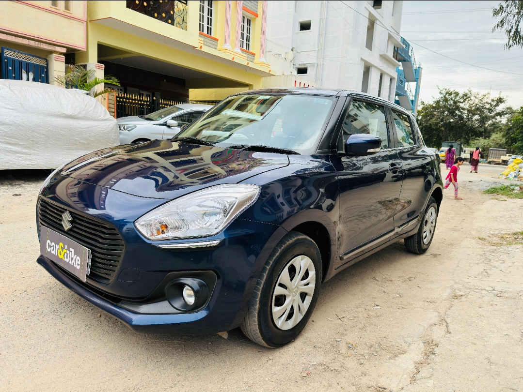 Maruti Suzuki Swift Vxi Amt - Mahindra First Choice
