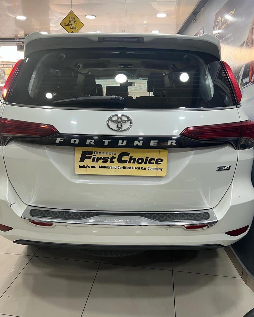 Toyota Fortuner Sigma 4 - Mahindra First Choice