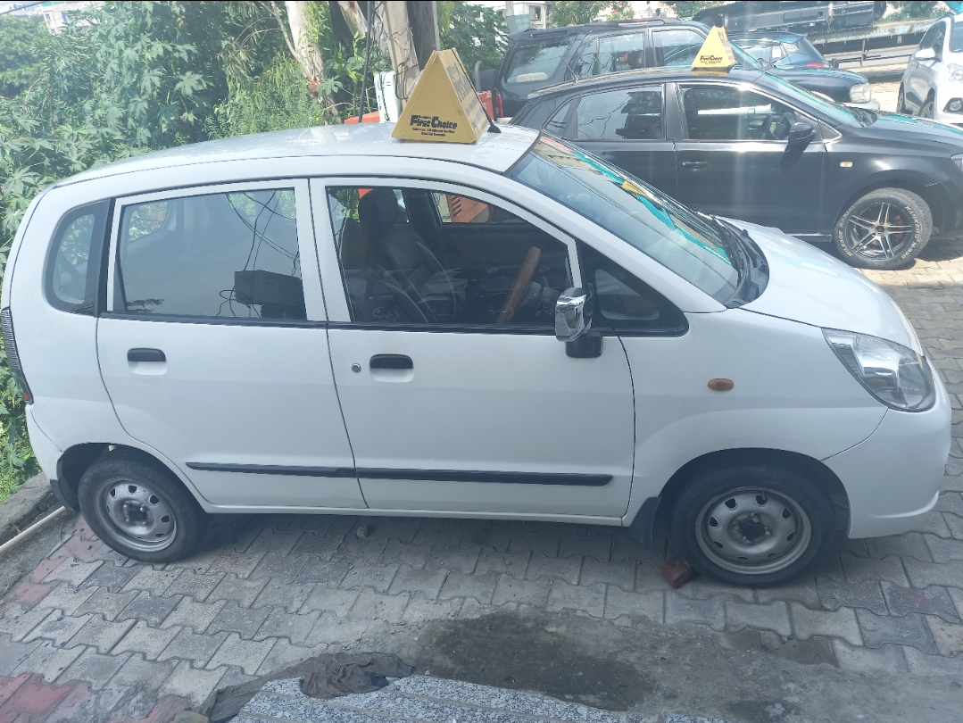 Used Maruti Suzuki Zen Estilo LXI in Jammu 2011 model, India at Best Price.
