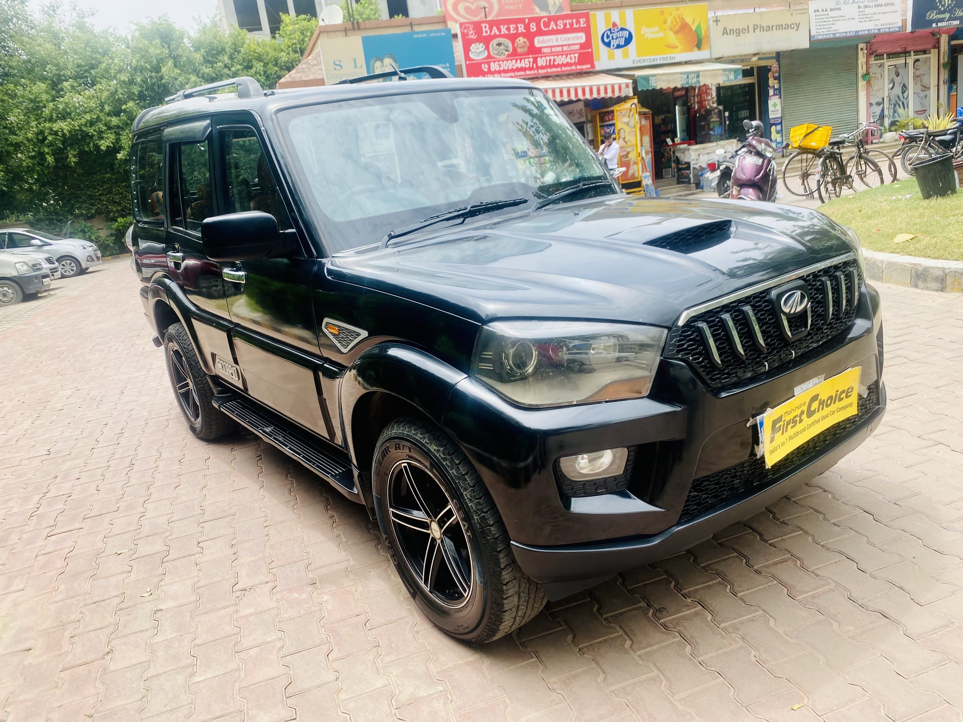 Mahindra Scorpio S10 - Mahindra First Choice