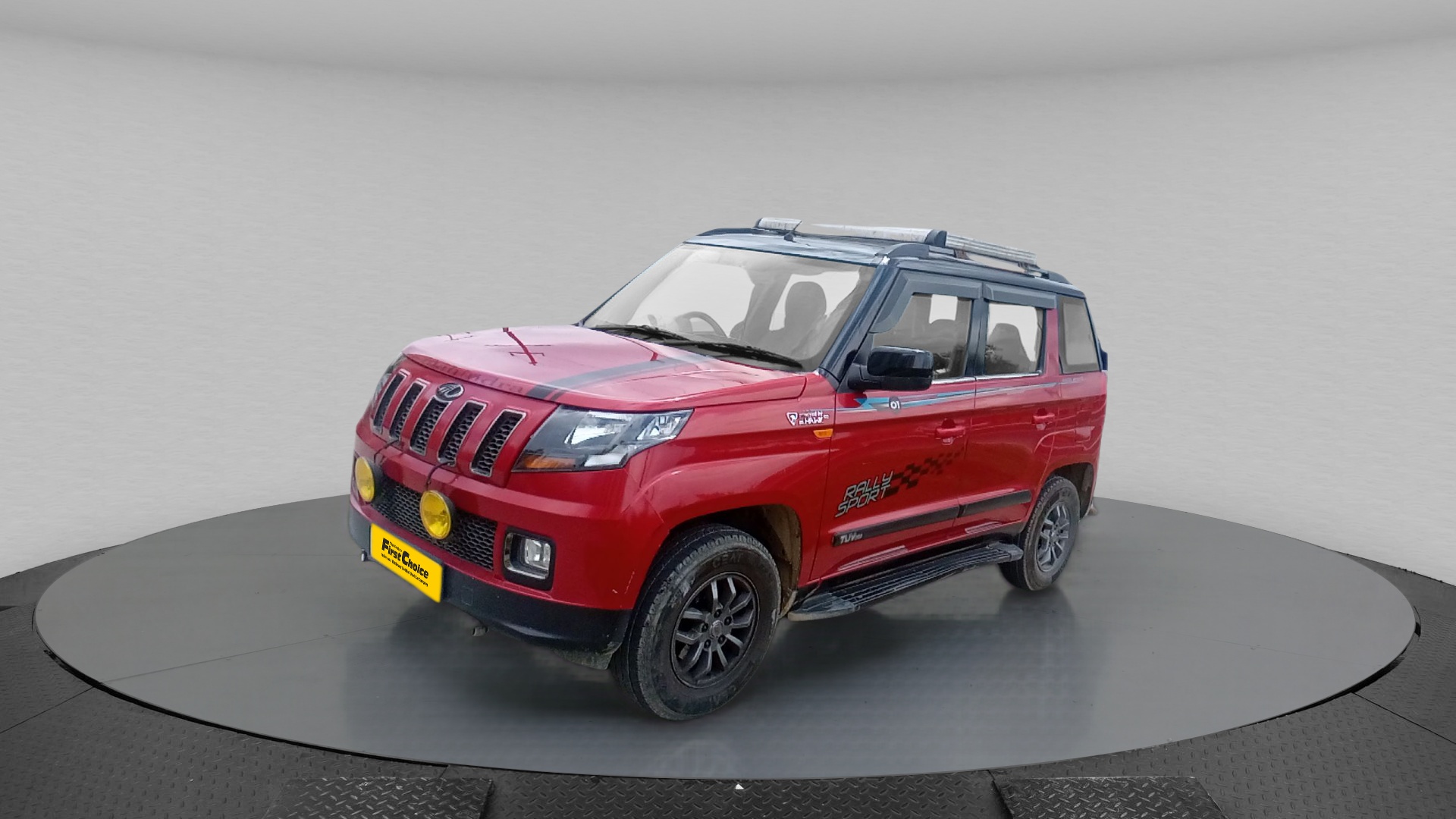 Used Mahindra TUV300 T10 100HP in Noida 2017 model, India at Best Price.