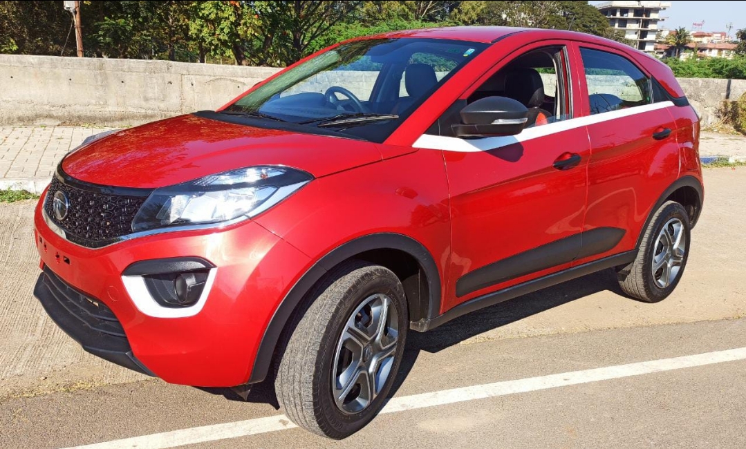 Used Tata Nexon Revotron XM in Pune 2018 model, India at Best Price.