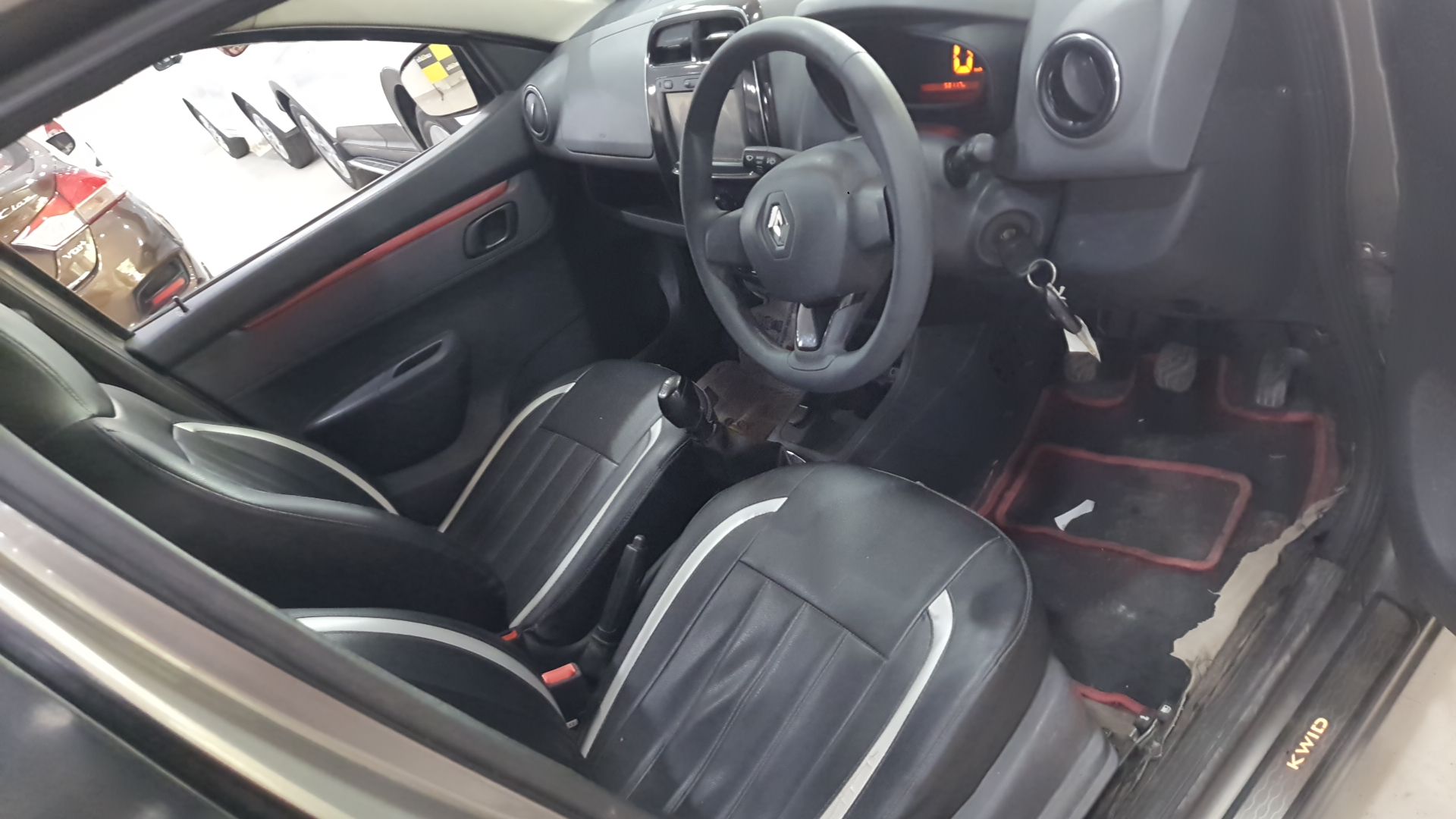 Used Renault Kwid RXT 1.0 BS IV in Pune 2016 model, India at Best Price.