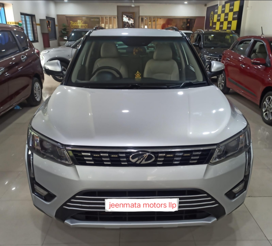 Mahindra Xuv300 W8 Diesel - Mahindra First Choice