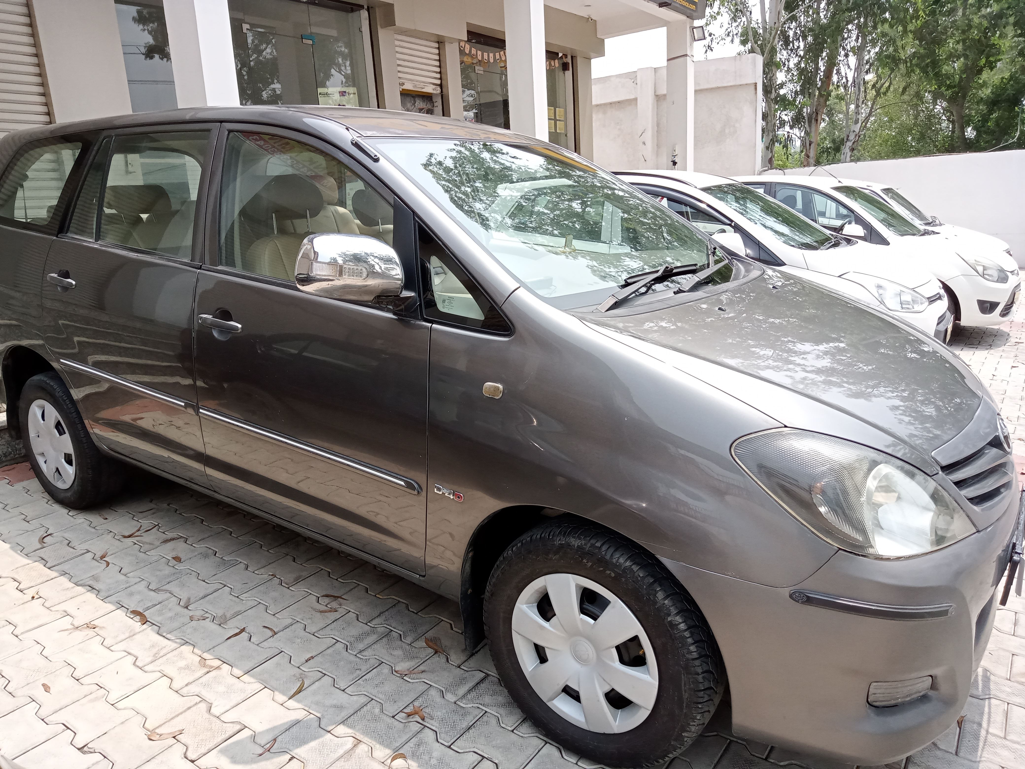 Used Toyota Innova 2.5 E MS 8 STR BS-III in Solan 2009 model, India at ...