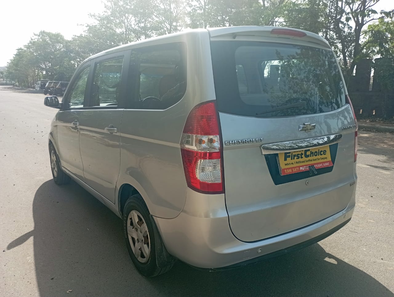 Used Chevrolet Enjoy 1.3 TCDi LT 7 Seater in Surat 2016 model, India at ...