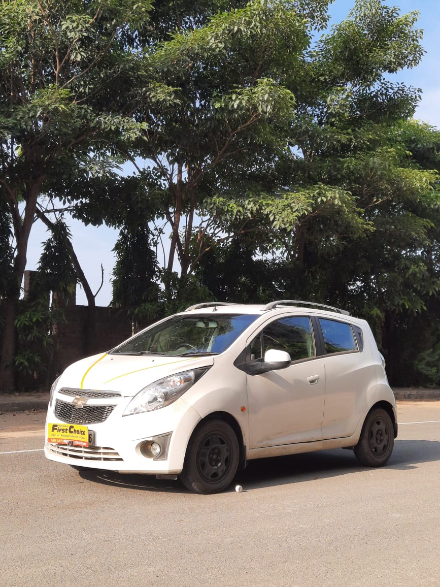 Used Chevrolet Beat 1.0 LT TCDi in Surat 2012 model, India at Best Price.