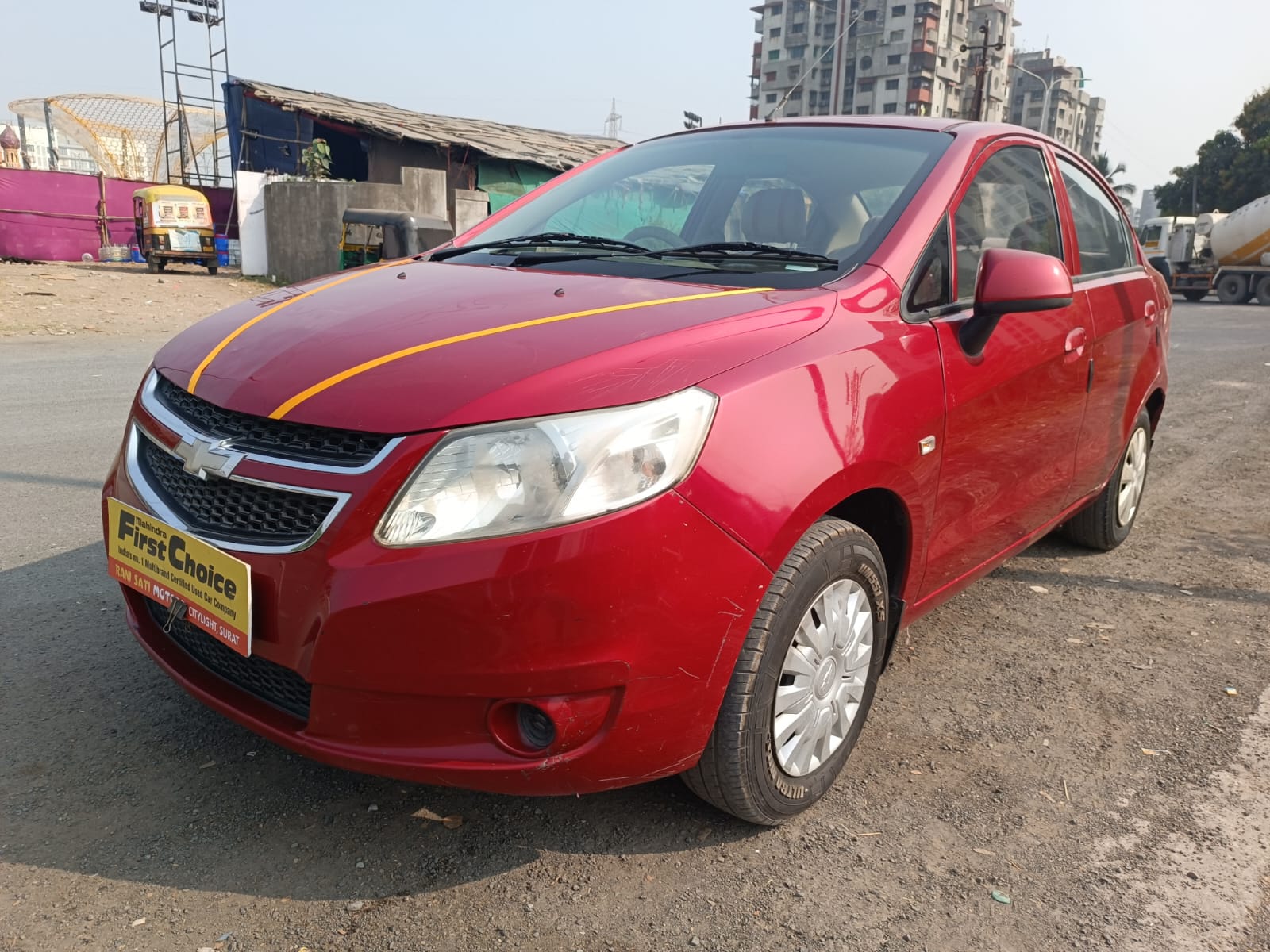 Used Chevrolet Sail 1.2 LS in Surat 2013 model, India at Best Price.