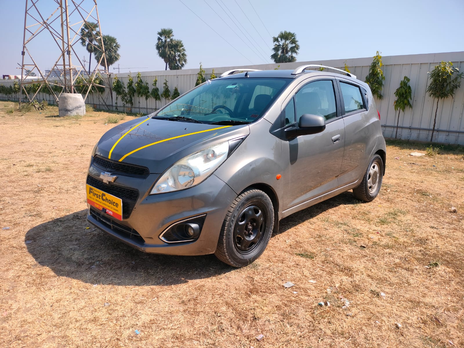 Used Chevrolet Beat 1.0 LT TCDi in Surat 2012 model, India at Best Price.