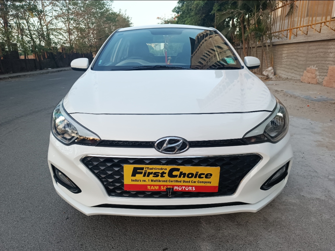 Hyundai Verna Fluidic 1.6 Sx Crdi - Mahindra First Choice