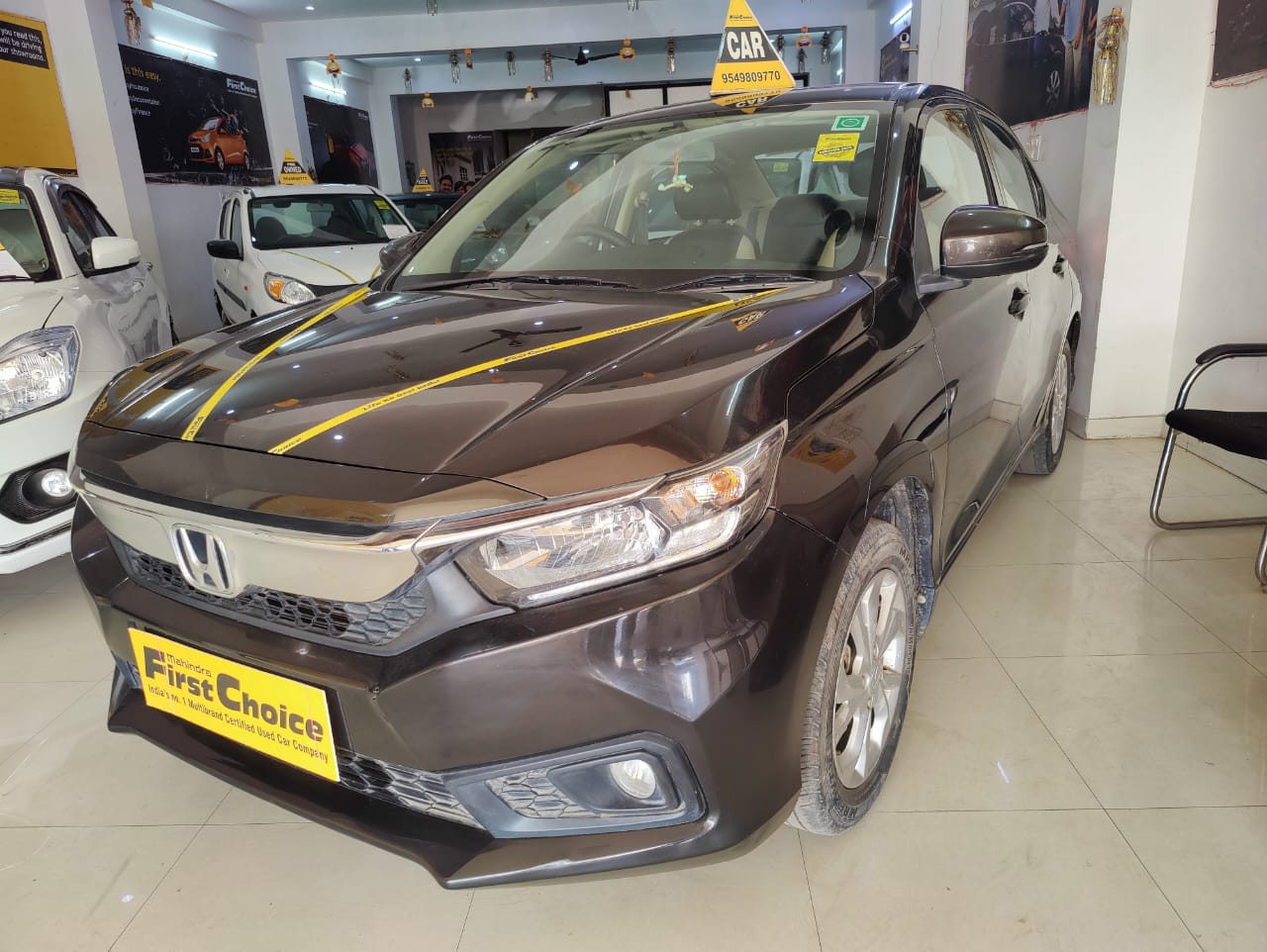 Used Honda Amaze V MT Petrol in Bharatpur 2019 model, India at Best Price.