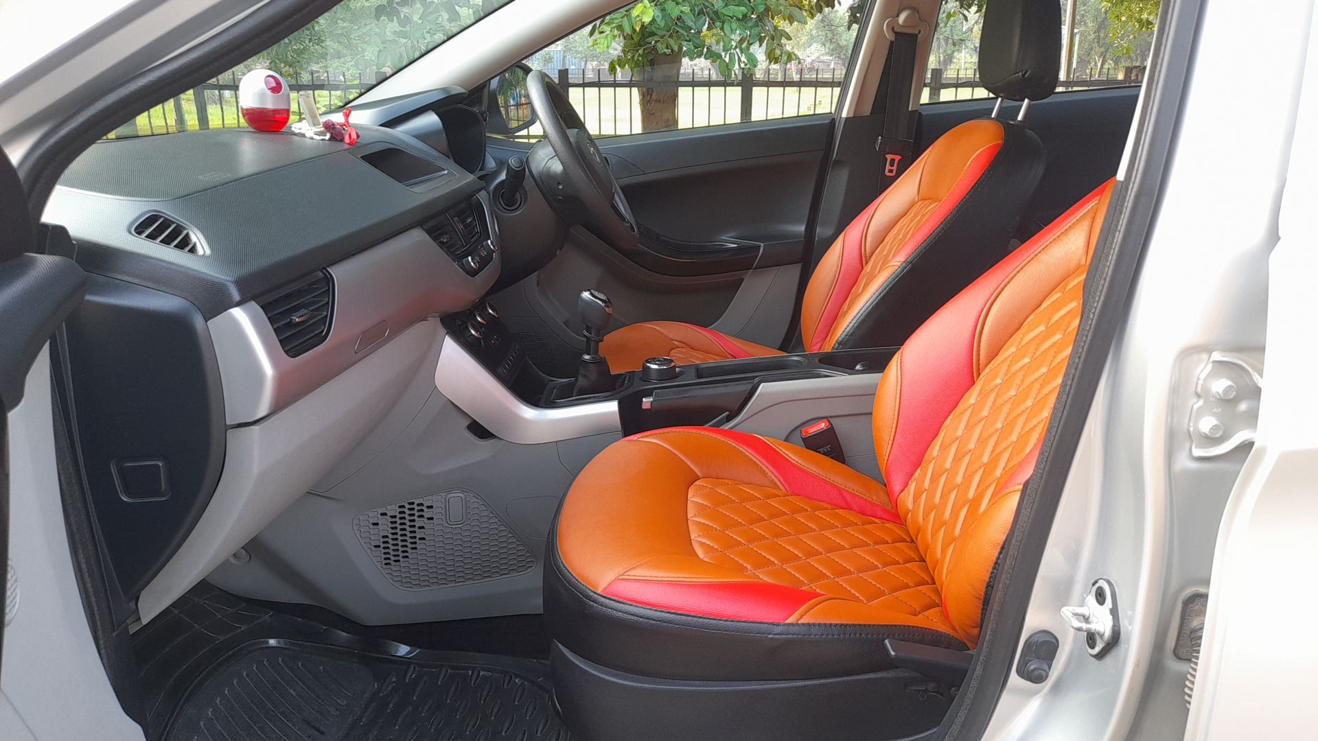 Used Tata Nexon Revotorq XM in Faridabad 2018 model, India at Best Price.