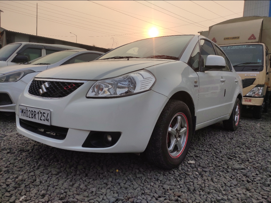 Used Maruti Suzuki SX4 VXI in Panvel 2011 model, India at Best Price.