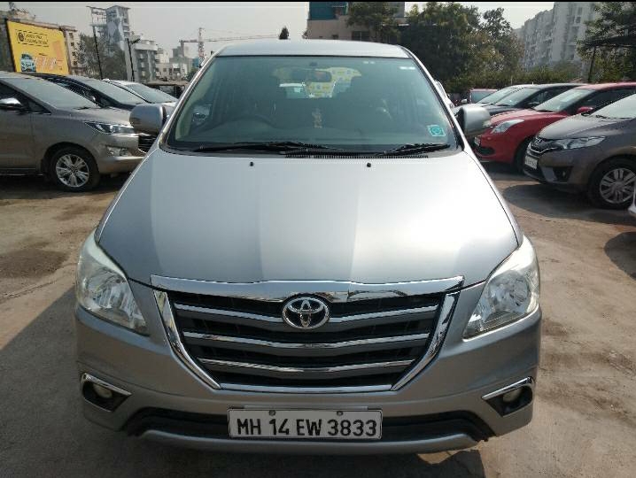 Toyota Innova Price in India 2021 - Images, Mileage & Reviews - carandbike