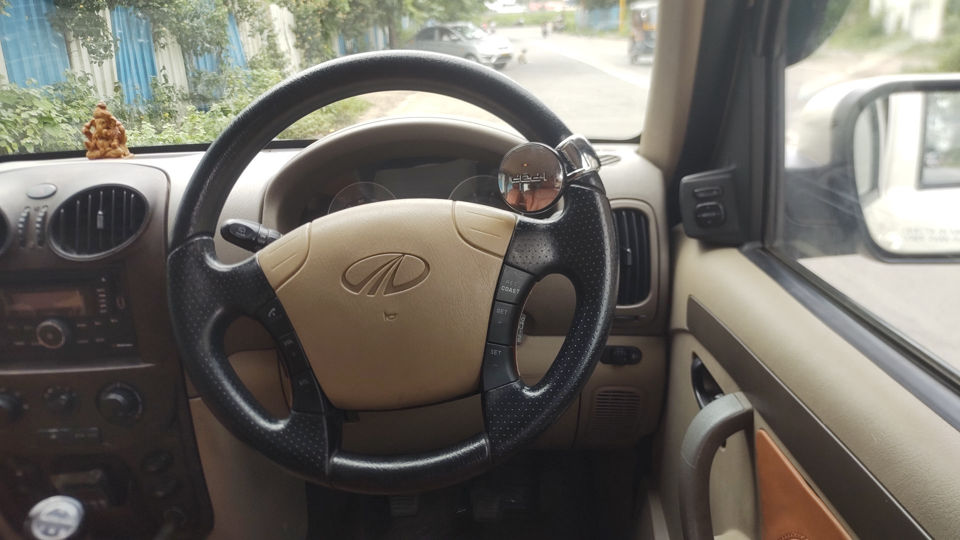 Used Mahindra Scorpio Turbo in Pune 2013 model, India at Best Price.