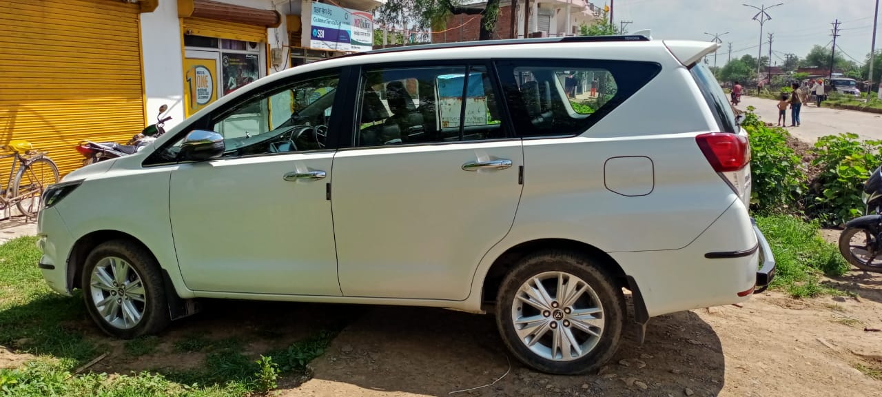 Used Toyota Innova Crysta Touring Sport Diesel MT in Rewa 2017 model ...