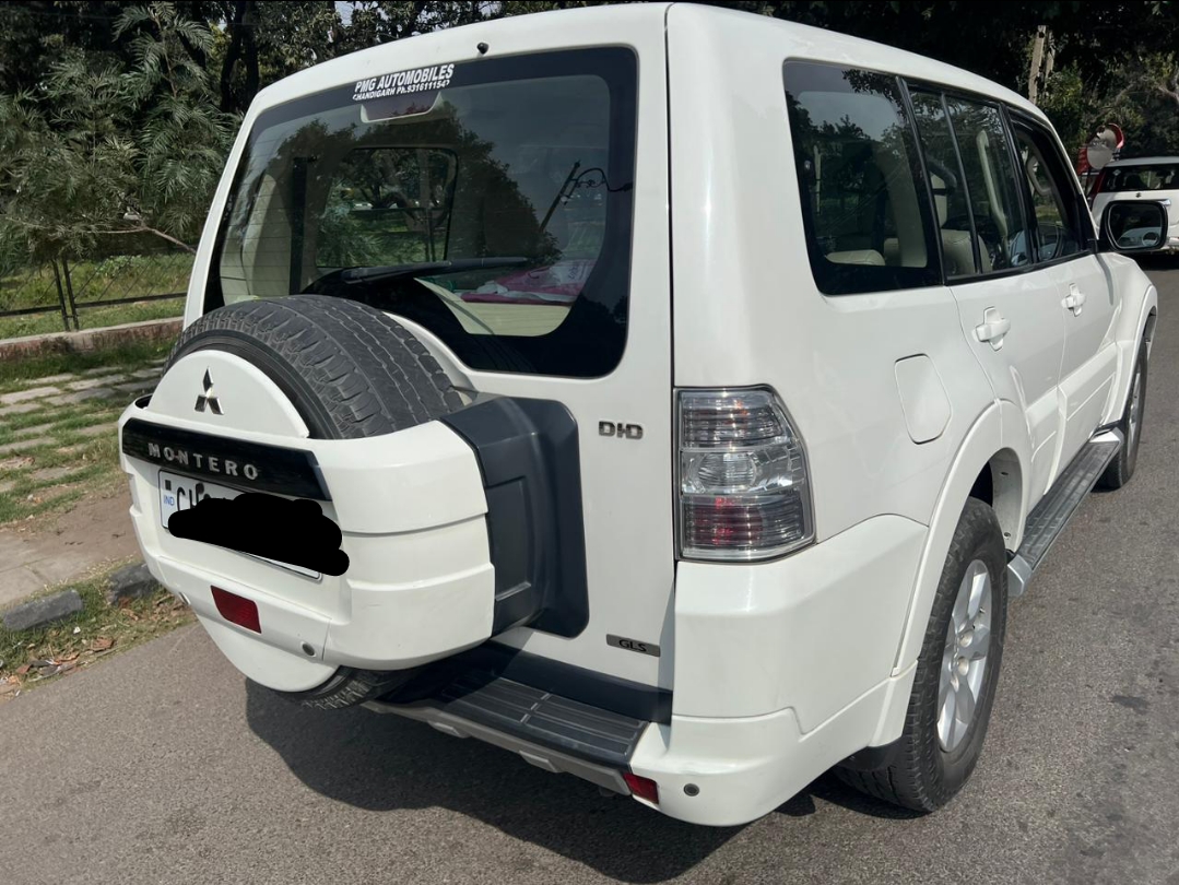 Used Mitsubishi Montero 3.2 AT in Chandigarh 2012 model, India at Best ...