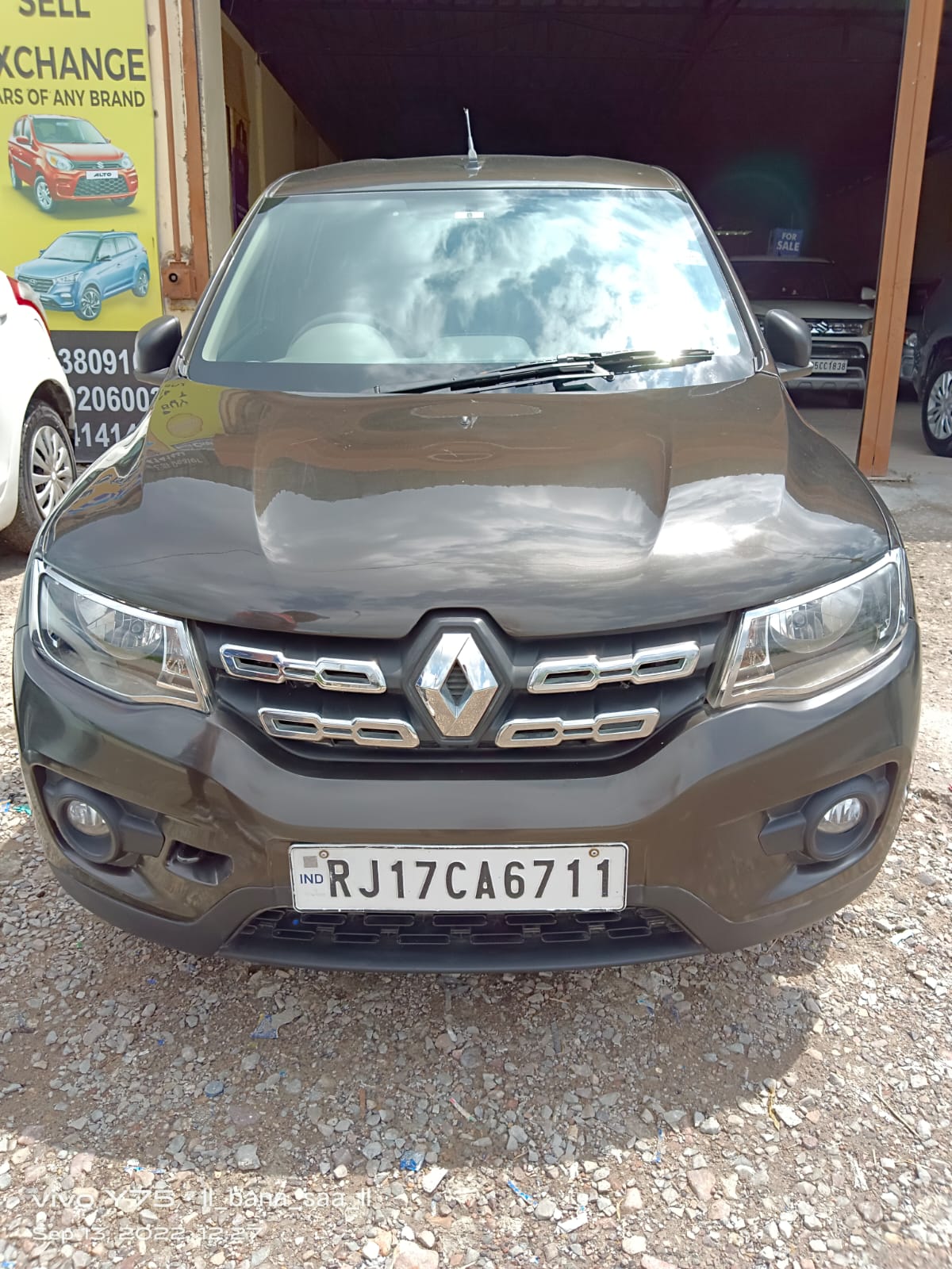 Used Renault Kwid RXT 1.0 BS IV in Kota 2016 model, India at Best Price.
