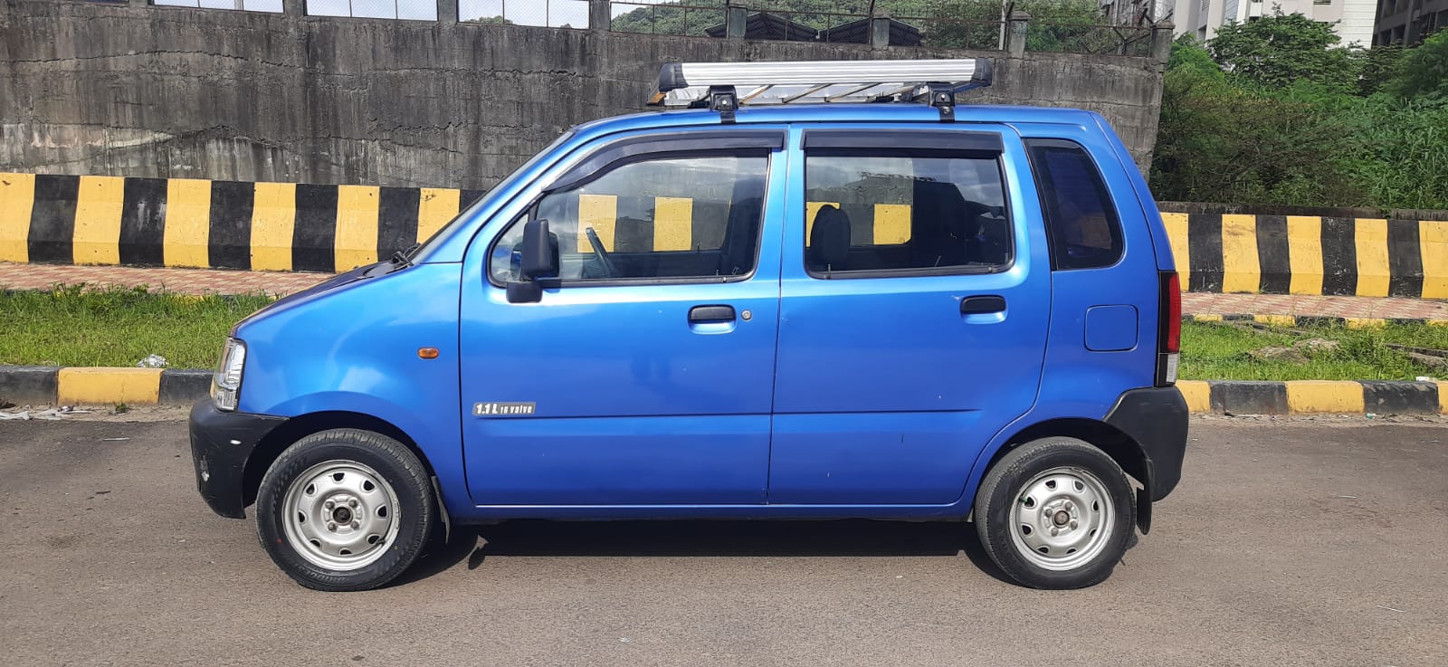Used Maruti Suzuki Wagon R LX in Mumbai 2005 model, India at Best Price.
