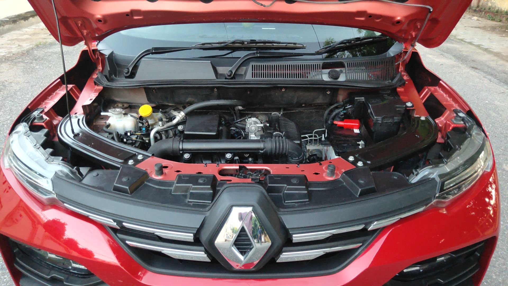 Used Renault Kiger RXE MT Dual Tone in Agra 2021 model, India at Best ...